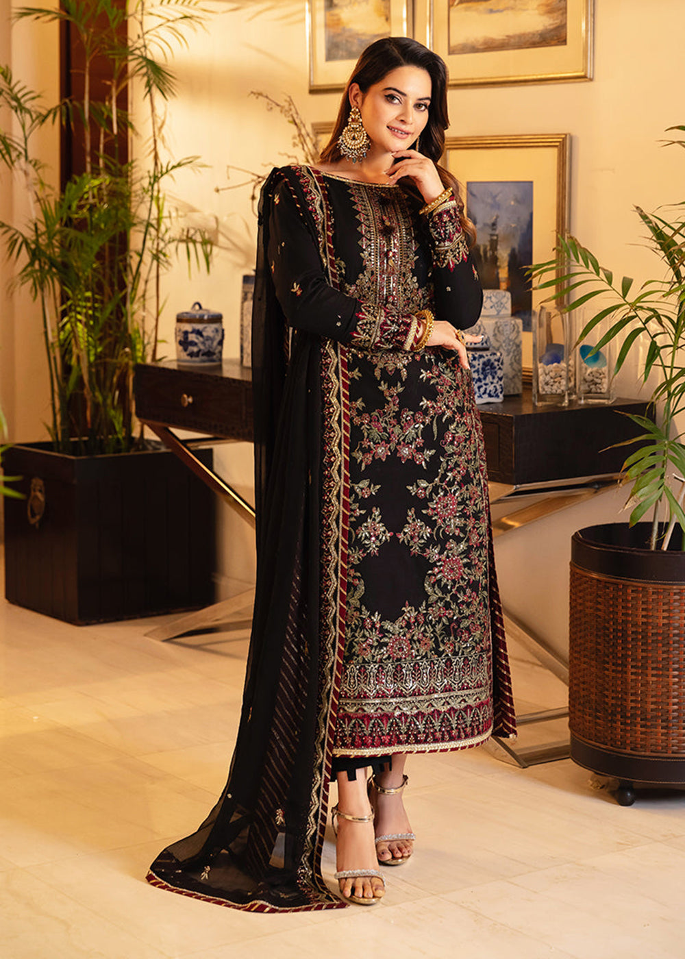 Classy Black Suit - Maahru, Noorie & Meerub '23 by Asim Jofa - AJSM-30 ...